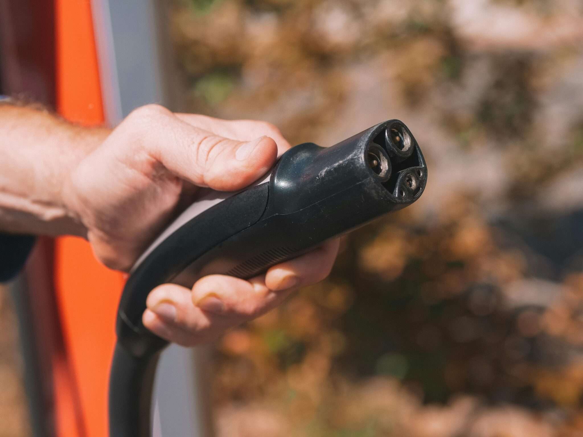 Illinois EPA unveils NOFO to expand EV charging infrastructure ...